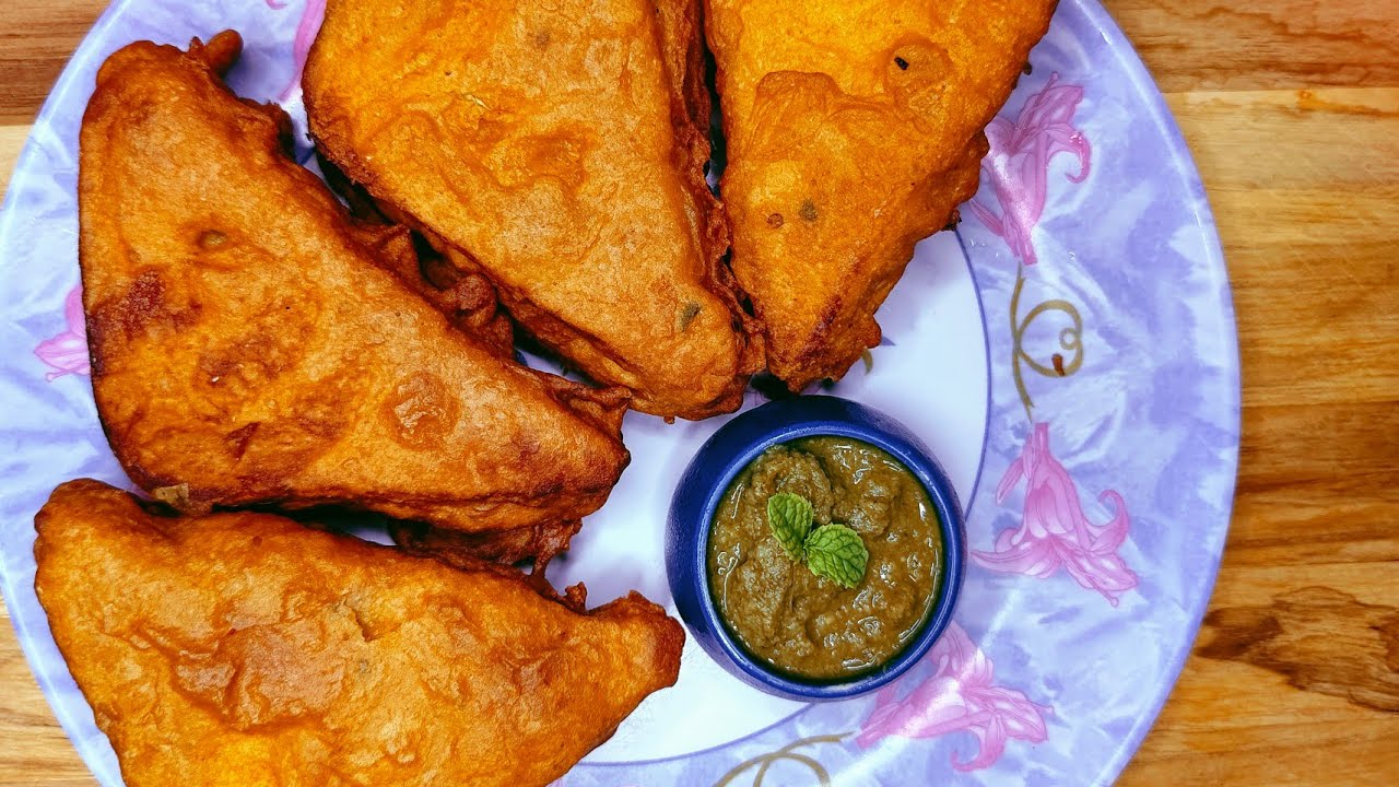Street Style Bread Pakoda l Stuffed Bread Pakora Recipe l स्ट्रीट ...