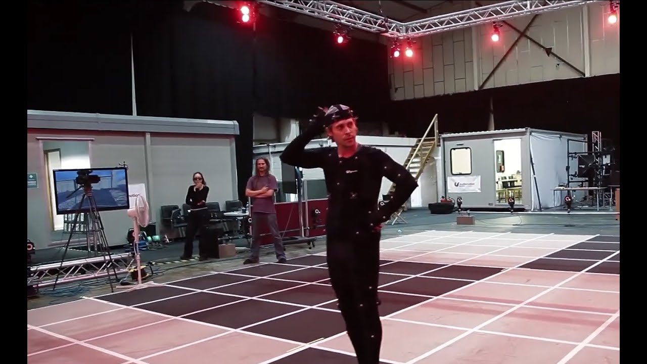 Neil Newbon — Criminal (Zombie Army mo-cap) - YouTube