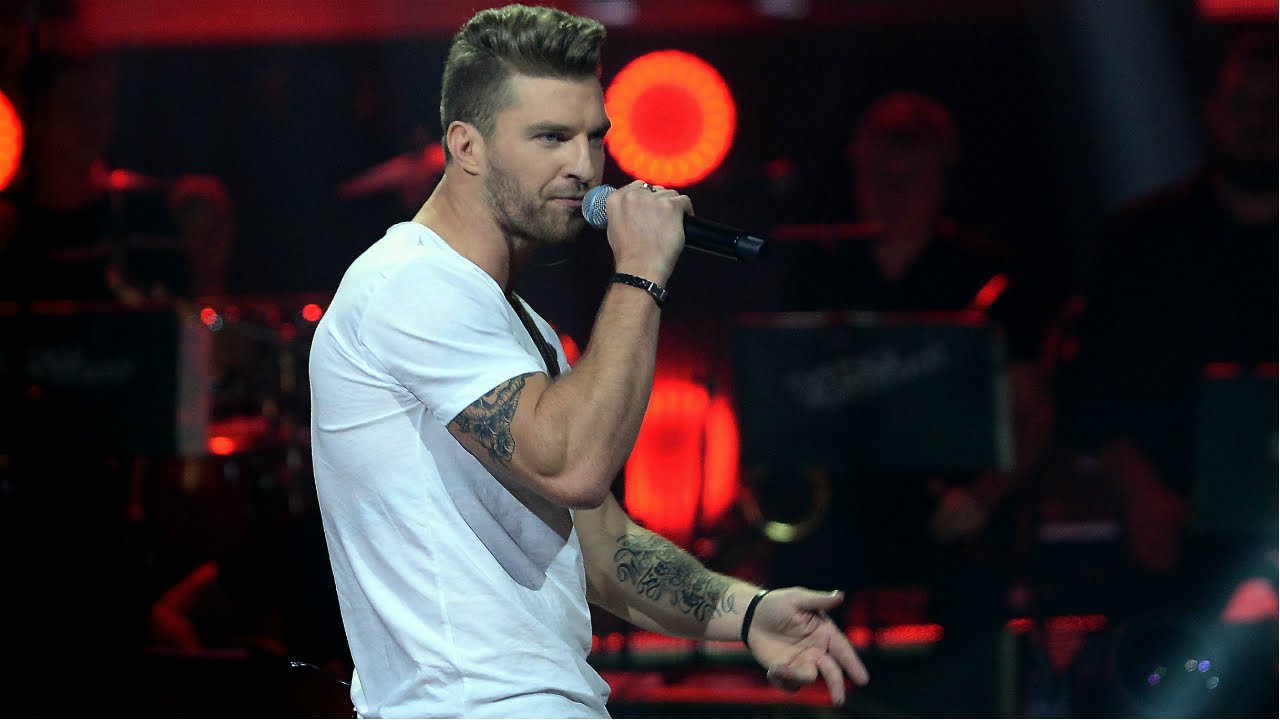 The Voice of Poland VI – Maciej Grenda – „Black Horse and Cherry Tree ...