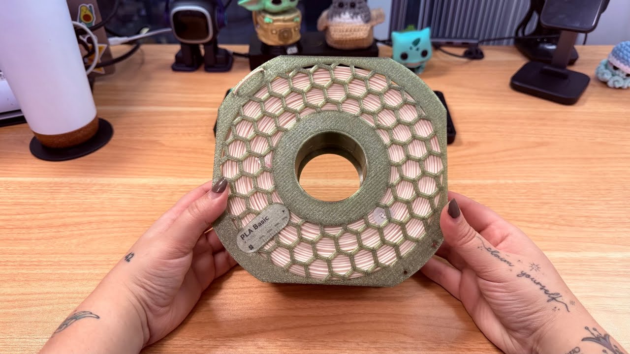 #3dprinting spool and loading filament into it - YouTube