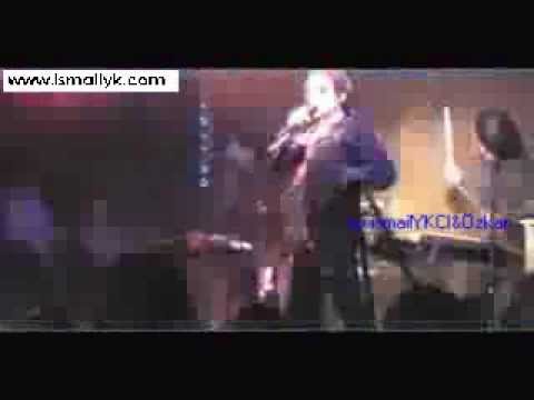 İsmail YK-Katula Katula 2003 YK'ler Konserinden