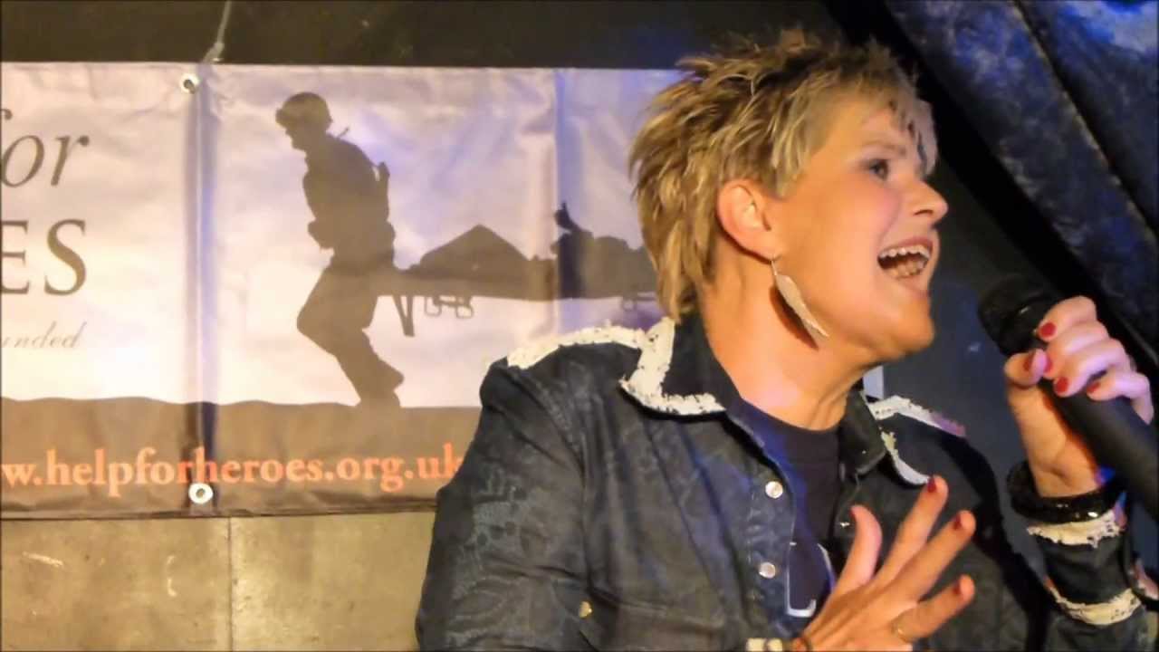 Hazell Dean - Turn It Into Love + This Is My Life (Live) - YouTube