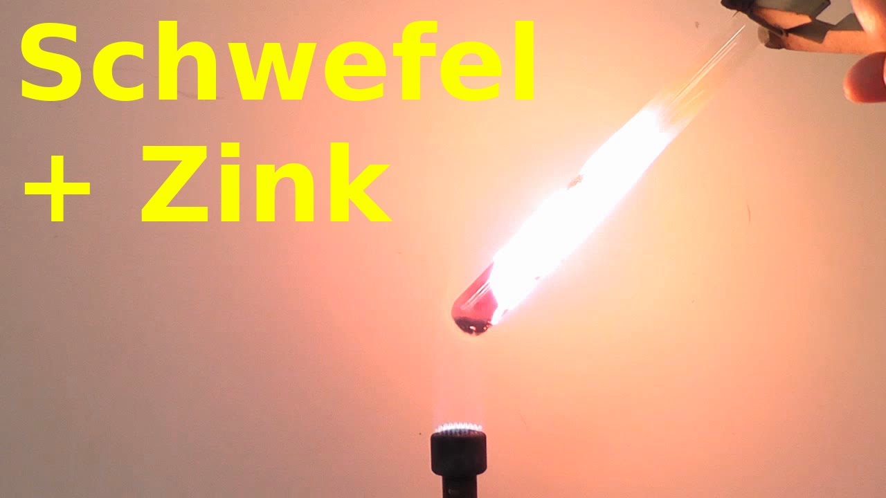 Chemische Reaktion von Zink mit Schwefel - YouTube
