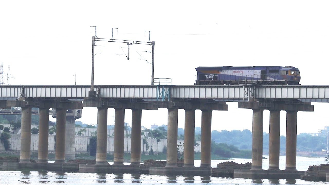Bheem India's most powerful locomotive WDG5 | Sabarmati riverfront | RF ...