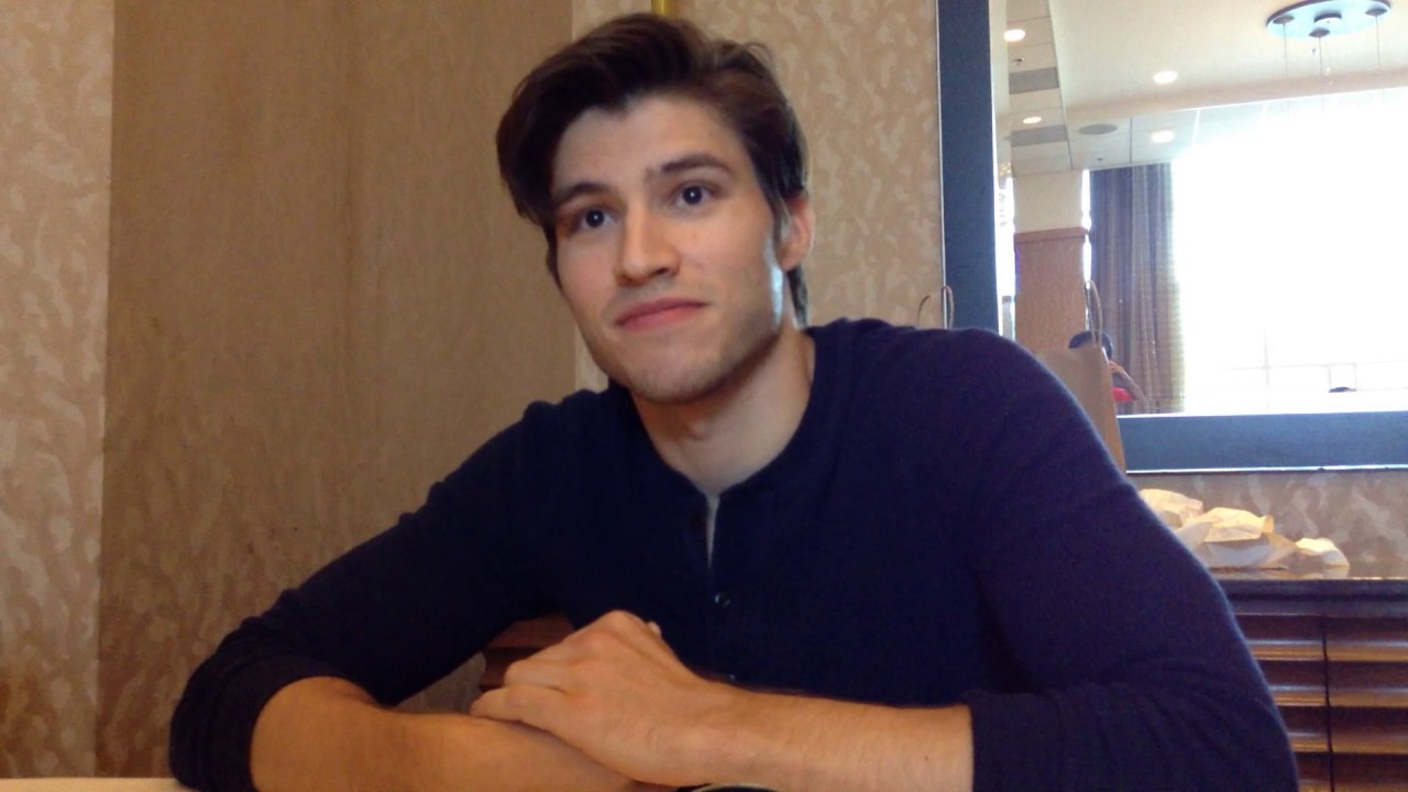 Krypton - Cameron Cuffe Interview - SDCC 2017 - YouTube