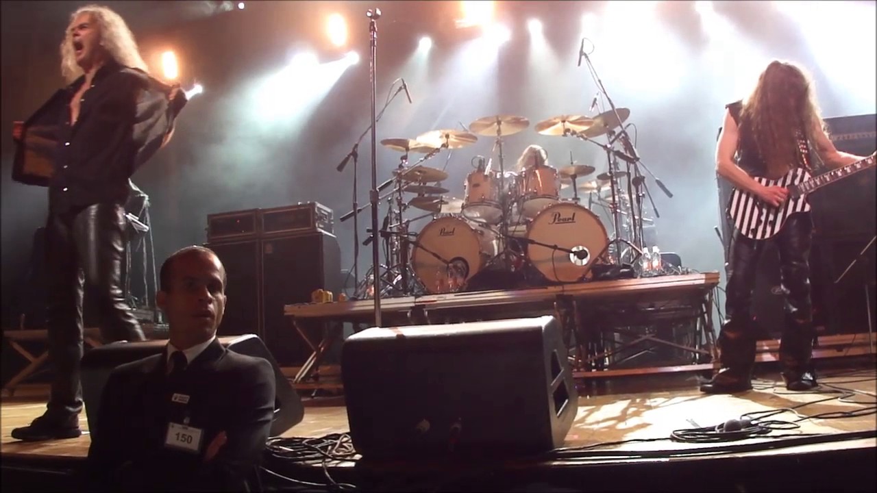 11 Heavy Metal Breakdown - YouTube