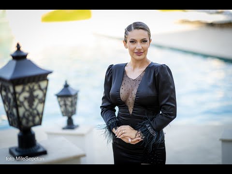 Ramona Faur & Nova Music  -  Ce noroc am eu cu tine  [ Videoclip oficial ]