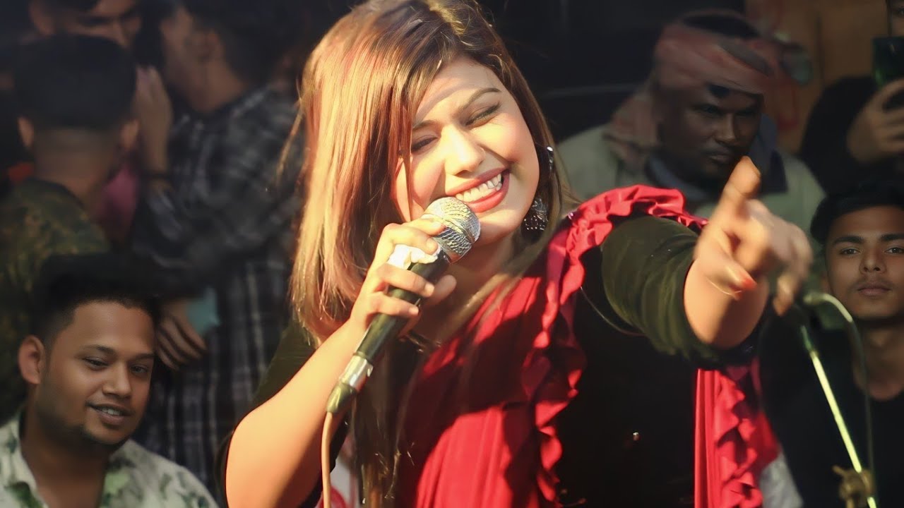 ফরিদপুর মাজার কাপিয়ে দিলো।DJ মুন্নি সরকারের।ভাব আছে যার গায়ে দেখলে ...