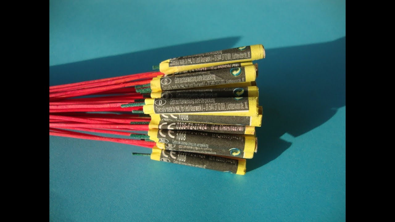 Pfeif-Raketen mit Verpuffer/Knall/Kreischen ? - YouTube