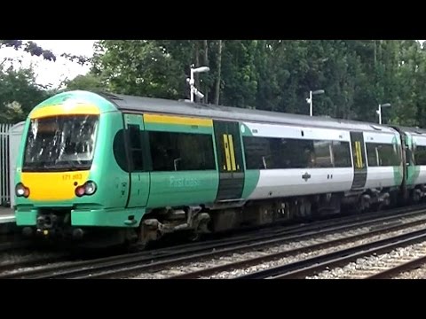 A Southern Class 171 passes Sydenham - YouTube