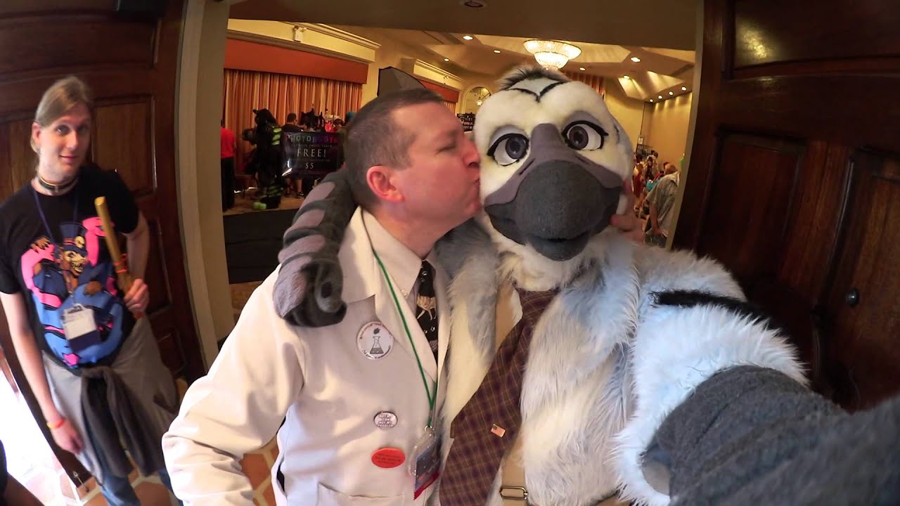 Uncle Kage's Favorite Corvid - Arizona Fur Con 2014 - YouTube