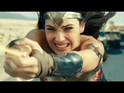 Wonder Woman 1984 / Highway Fight Scene (Diana Starts To Lose Her ...