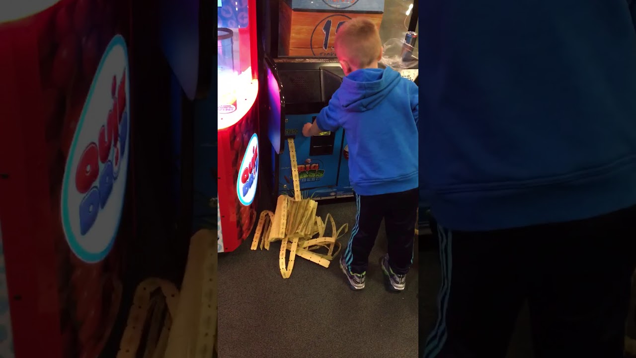 Arcade Big Bass Wheel Big Bonus Win - YouTube