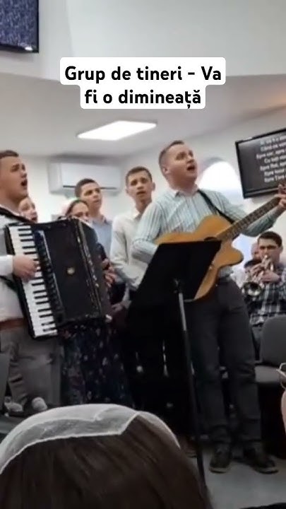 Grup de tineri - YouTube