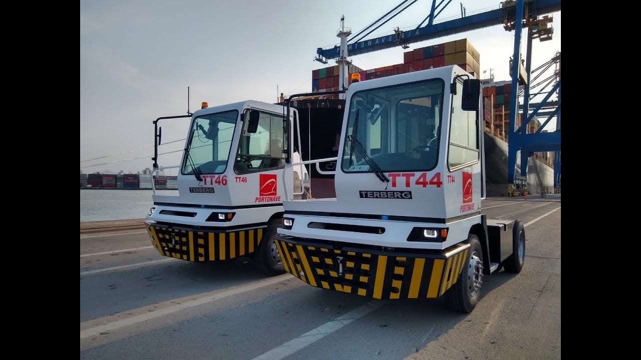 Equipamento Terminal Tractor - TTs Portonave - YouTube