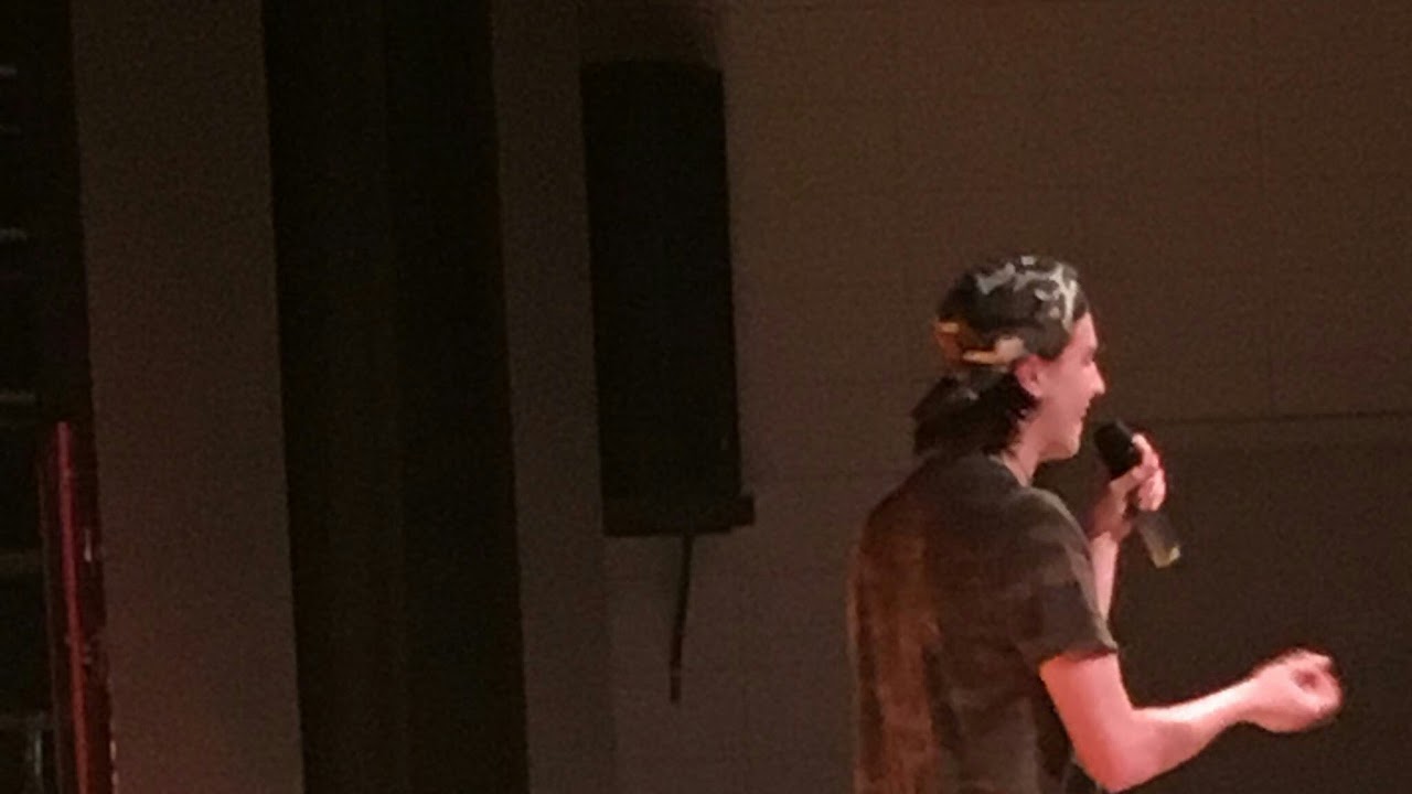 On vlog àOKA ! Avec Max Rivest et Nathan Remillard - YouTube