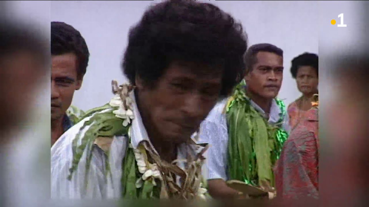 TALANOA: Danse Kailao Futuna (29 juillet 1996) - YouTube