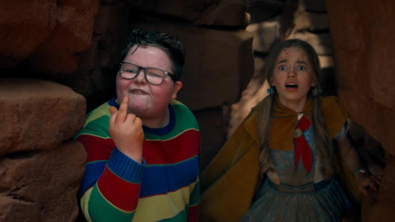 Stranger Things - Suck my fat one! - YouTube