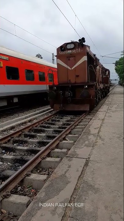 Two generations in one frame 😍 #wap4 and #wdg3a (electric vs diesel) #dreamalp #indianrailways 👍 ...