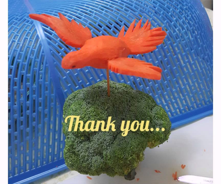 Fruitcarving-carving a simple Bird with Carrot - YouTube