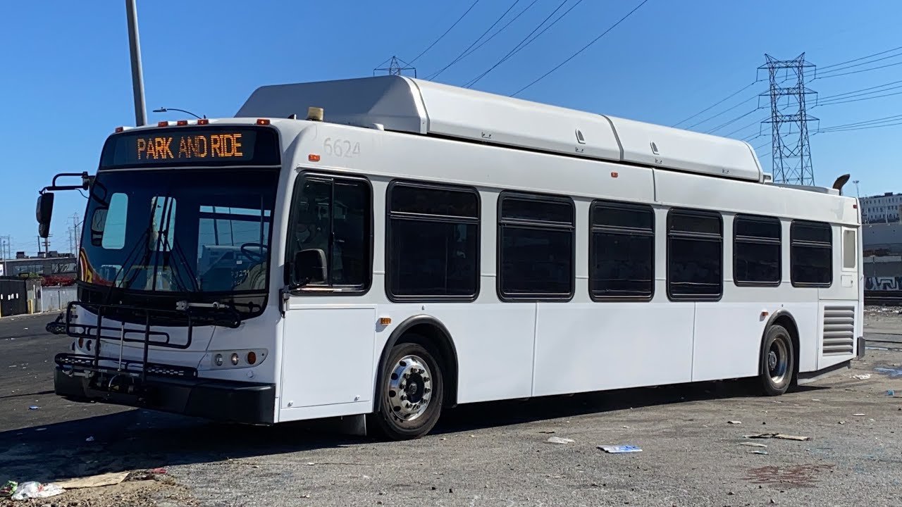 (SPECIAL) Ex-Valley Metro 2008 New Flyer C40LFR #6624 - YouTube