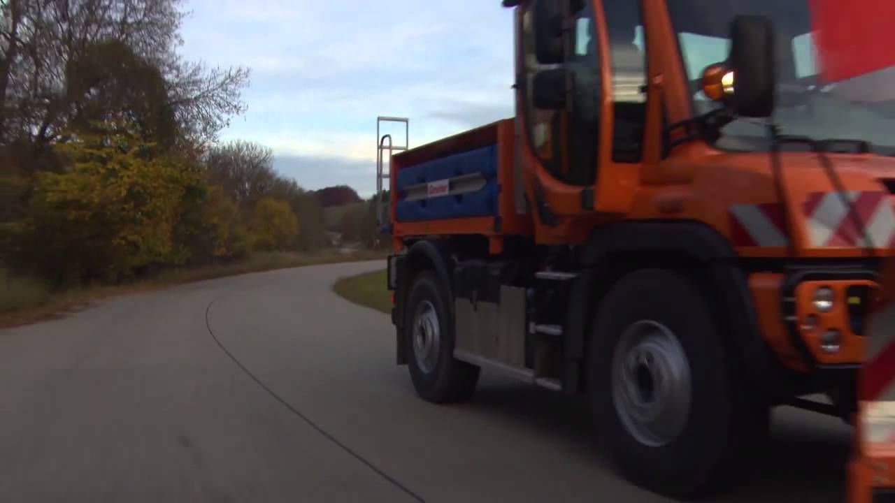 2014 Mercedes Benz Unimog Spreader plough - YouTube