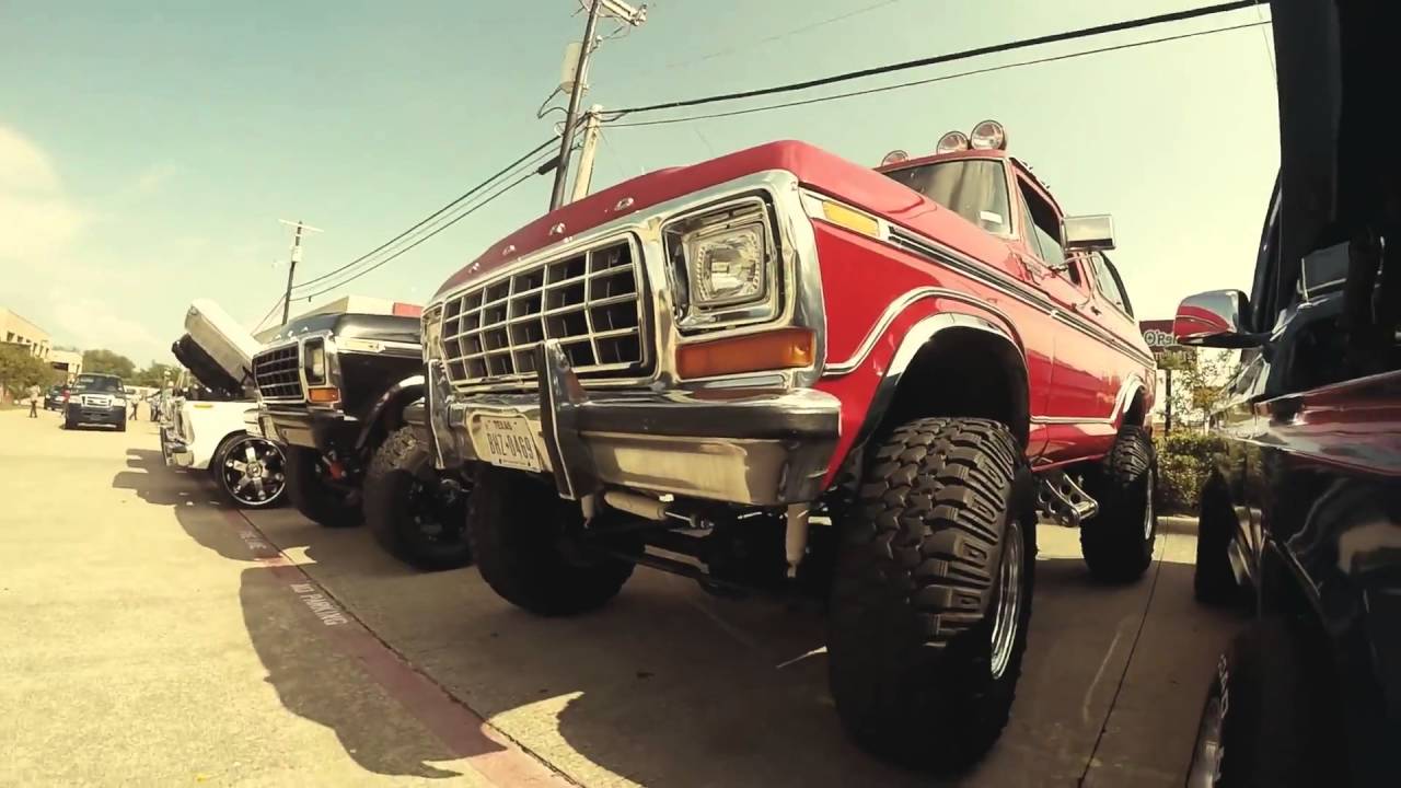 Las Foringas Dallas - YouTube