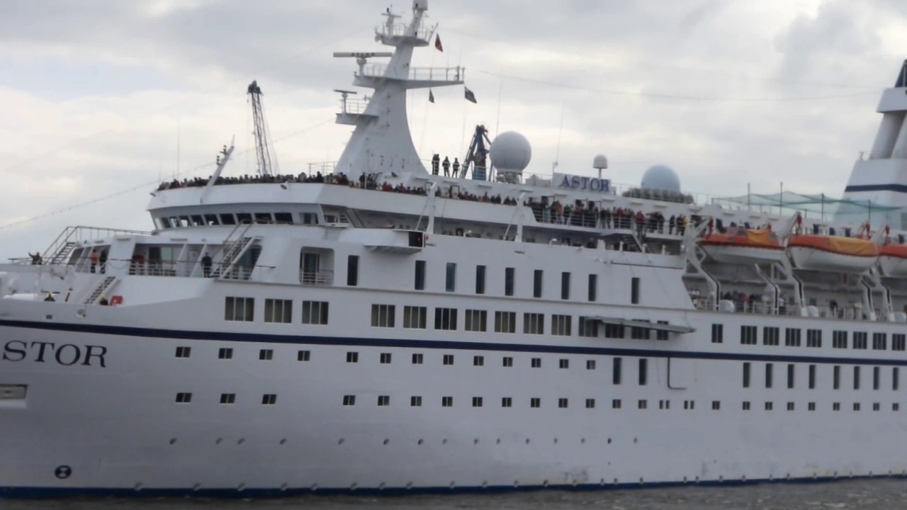 MS ASTOR Hamburg 6. Mai 2017 - YouTube
