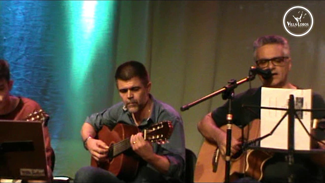 A Banda - Chico Buarque - YouTube