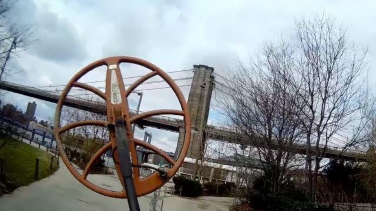 Metal Detecting The Brooklyn Bridge Surrounding Area: Metal Detecting ...