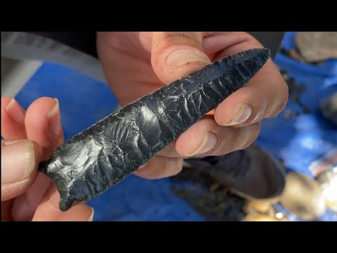 Daysite Dalton Part 10, More Pressure Flaking - YouTube