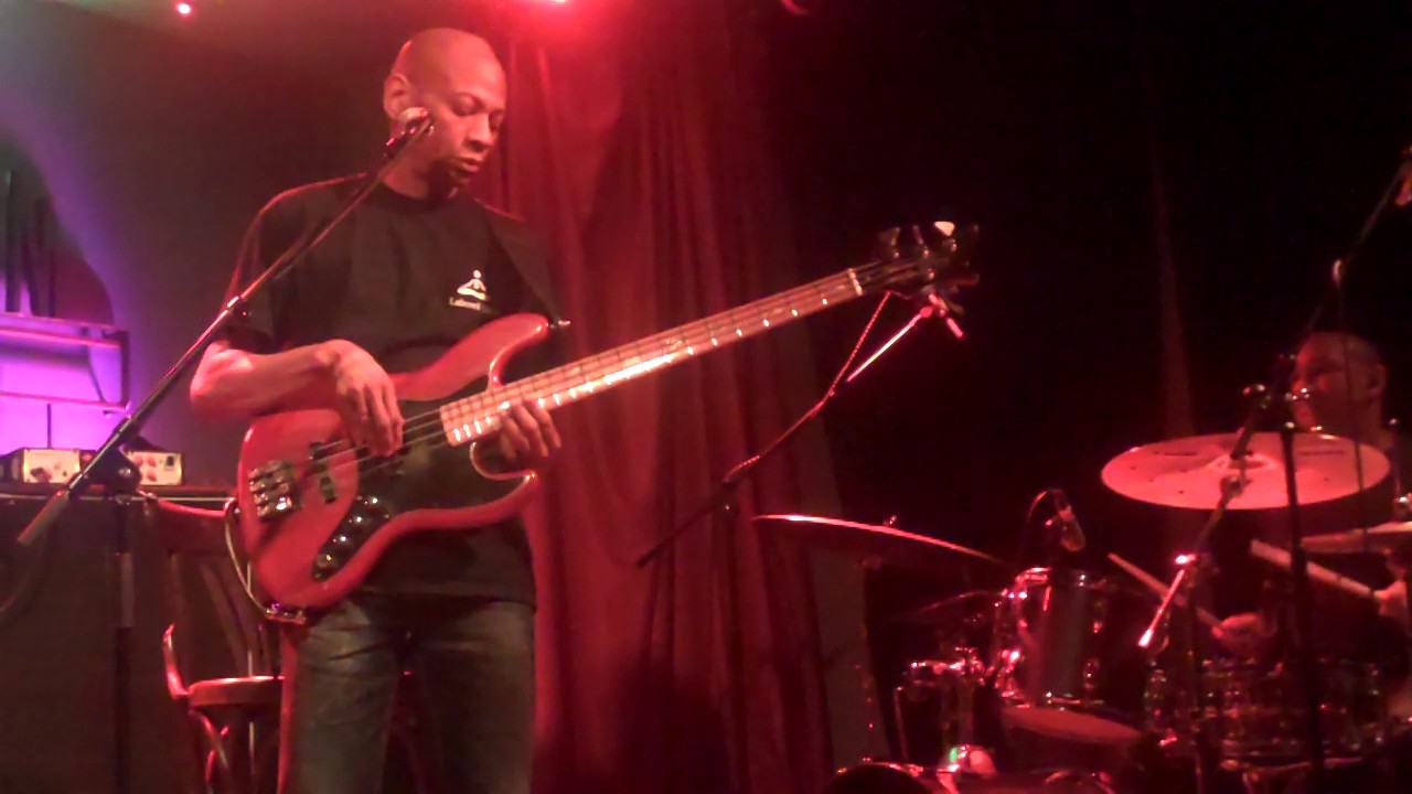 Reggie Washington Quartet en Cafe Berlín (Madrid) 3-3-17 - YouTube