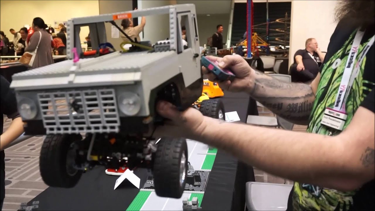 Awesome rock crawler in LEGO bricks at Bricks LA - YouTube