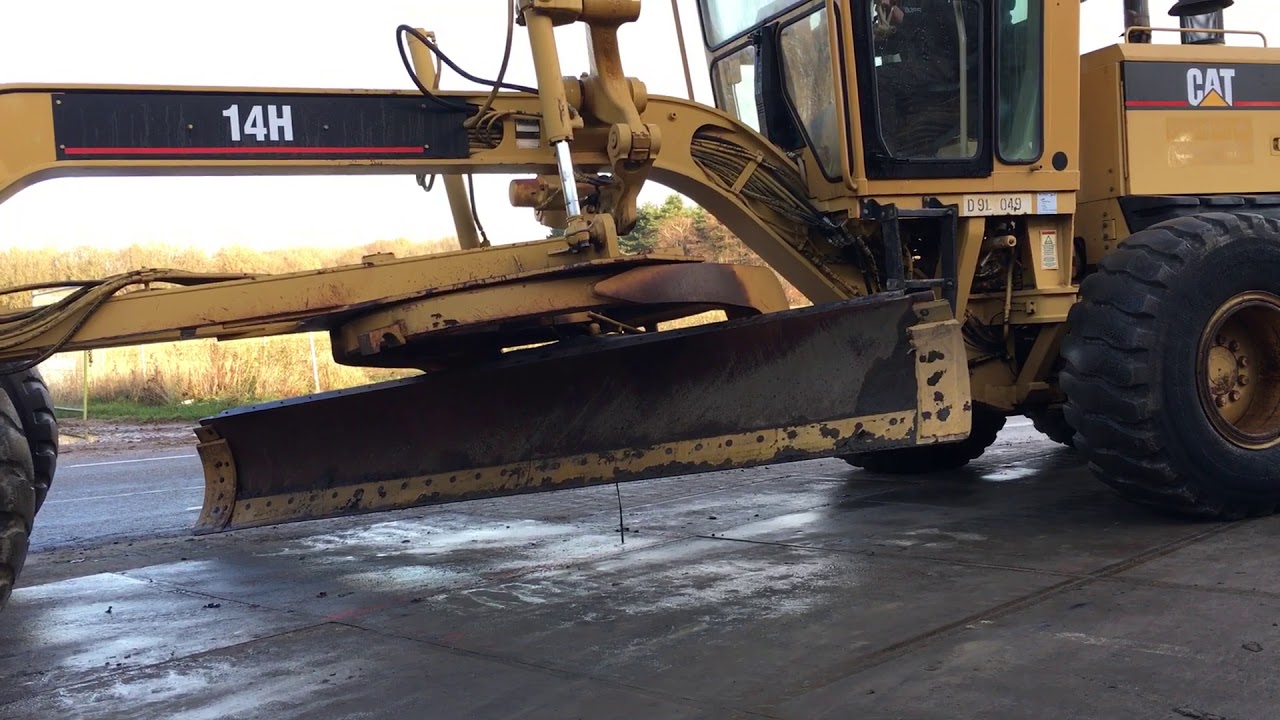 Caterpillar 14H, year 2005 (refnr. BM2988) - YouTube