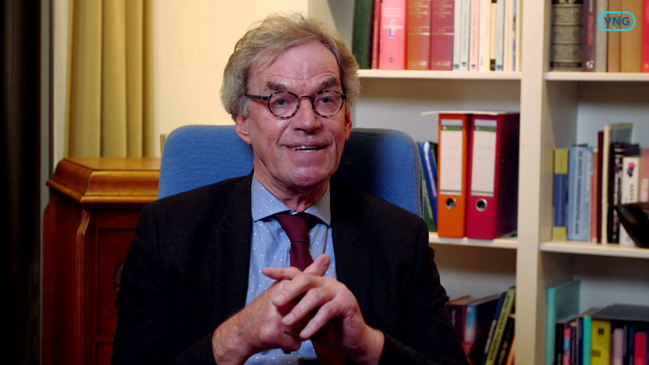 Douwe Jan Elzinga over de Wet op Decentraal Bestuur - YouTube