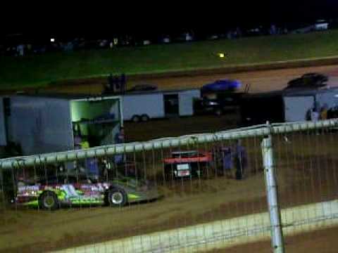 Ucar race May 15th Friendship Speedway. - YouTube