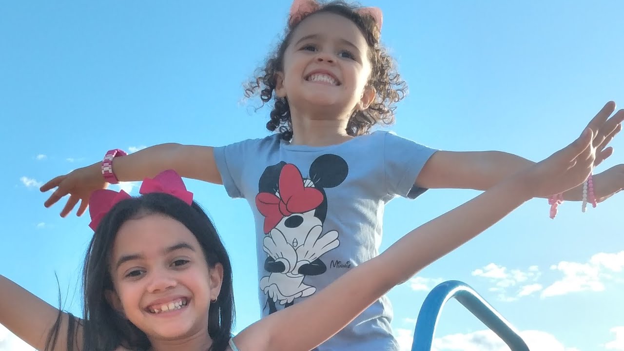 Parquinho Com Minha Prima Playground Divertido Youtube