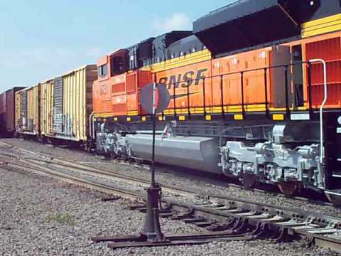 News SD70ACe BNSF 8750,8751 ¡¡¡¡¡¡¡¡ Patios d Irapuato Gto..... - YouTube