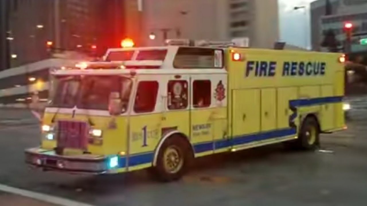 Newark, Nj Fire Department Spare Rescue 1 Responding 1-18-18 - YouTube