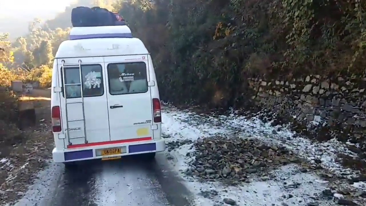 Ice-covered roads!! North Indian exotic delight ️♥️ Kausani to Chaukori ...