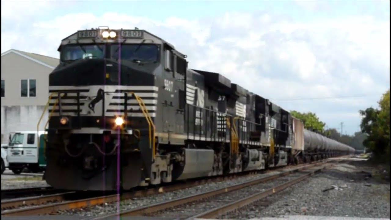 20131023 October 23 2013 NS oil train C40-9W 9807 9267 ES44AC 8081 Bridgeport PA NS Harrisburg ...