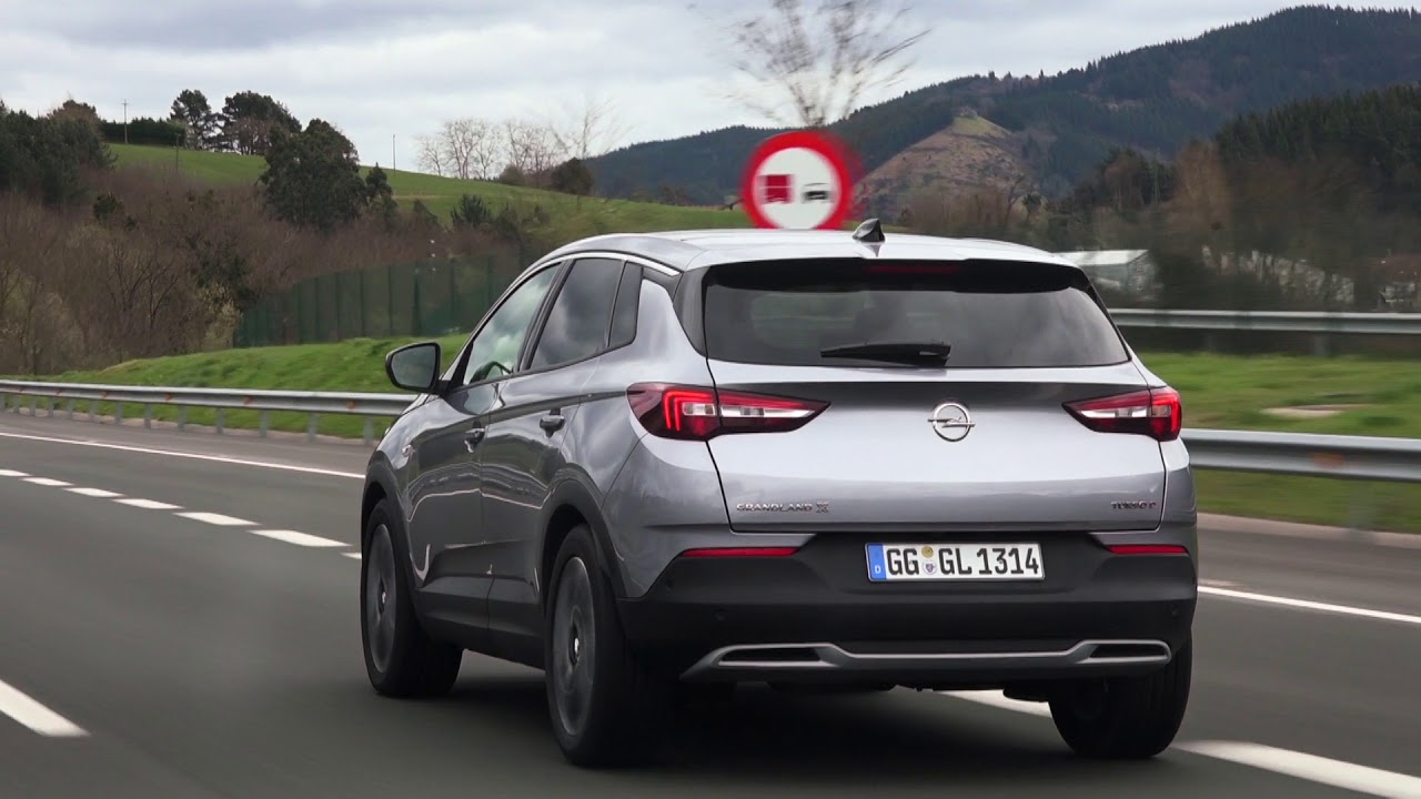 2017 Opel Grandland X Ultimate quarz silver driving - YouTube