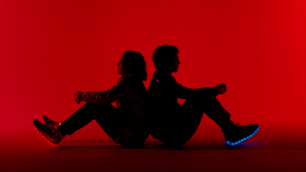 Red Light Challenge - Play Pretend (Official Video) - YouTube