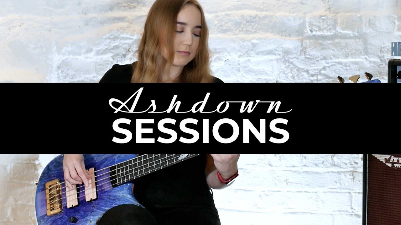 Ashdown Studio 210 Demo with Daisy Pepper - YouTube