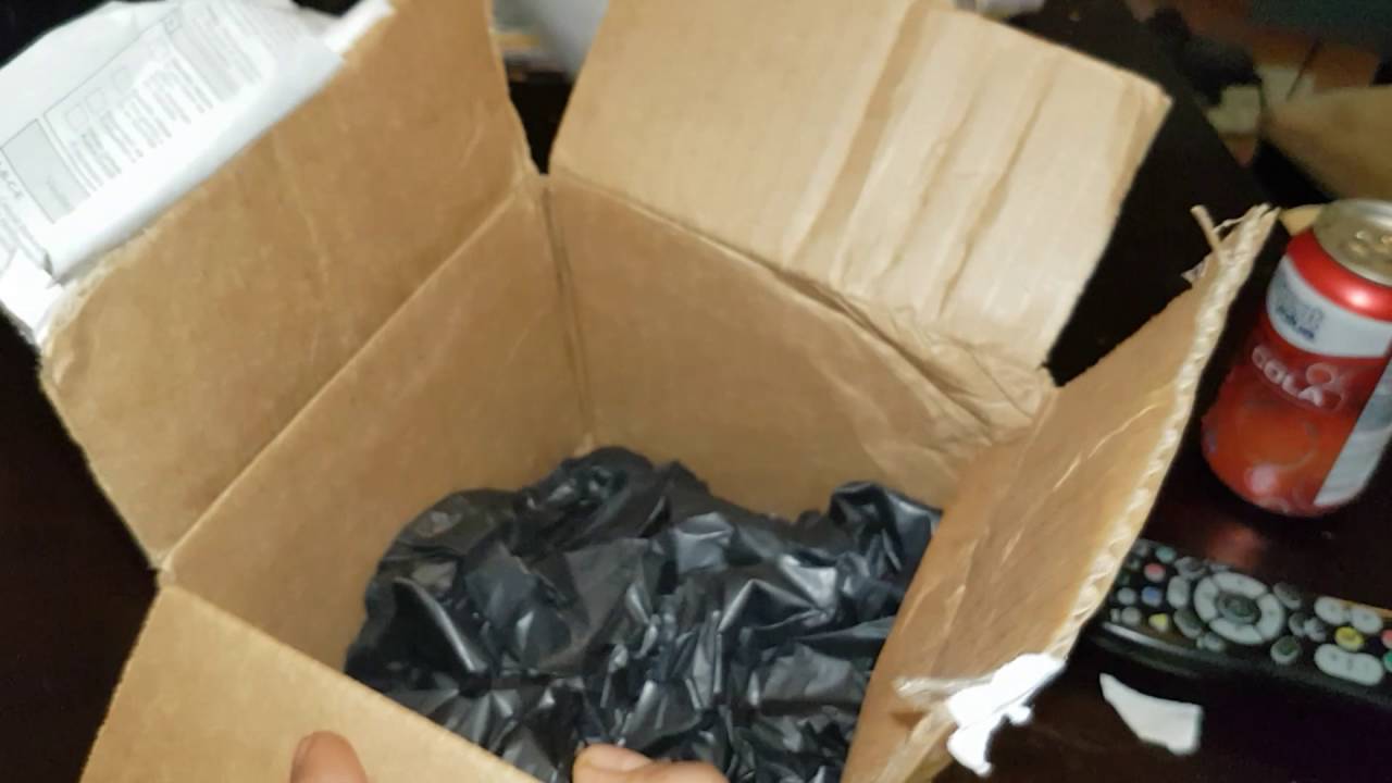 Real Slash Red Monkey Slasher Strap unboxing! - YouTube