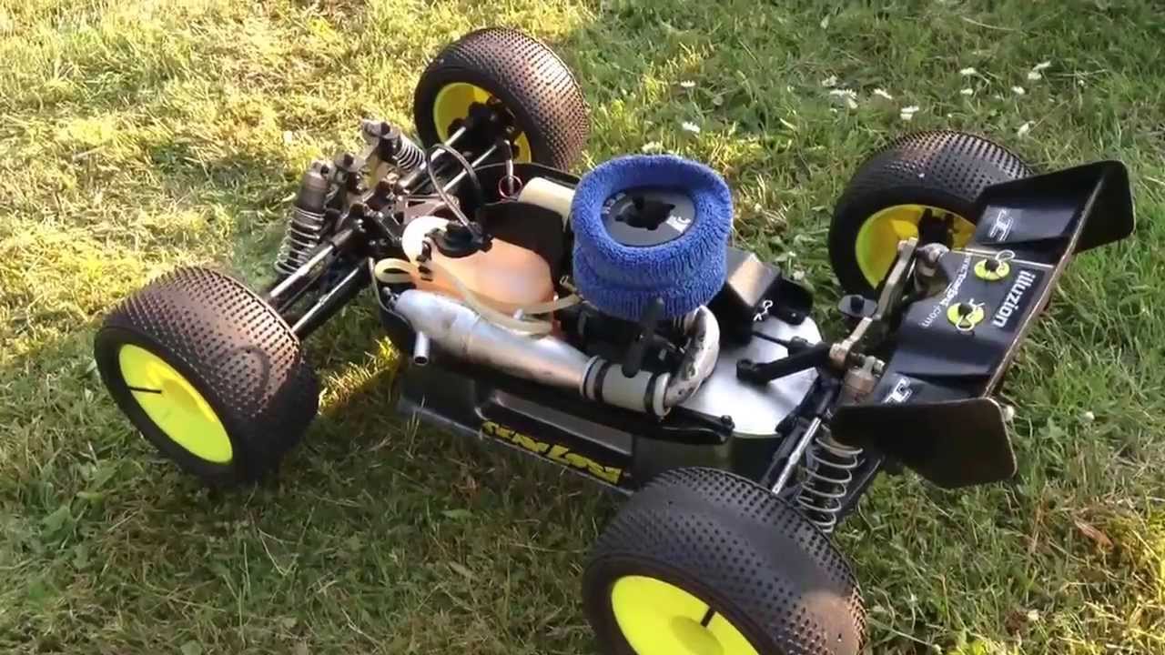 Force .32 nitro engine sings for the 1st time :-) - YouTube