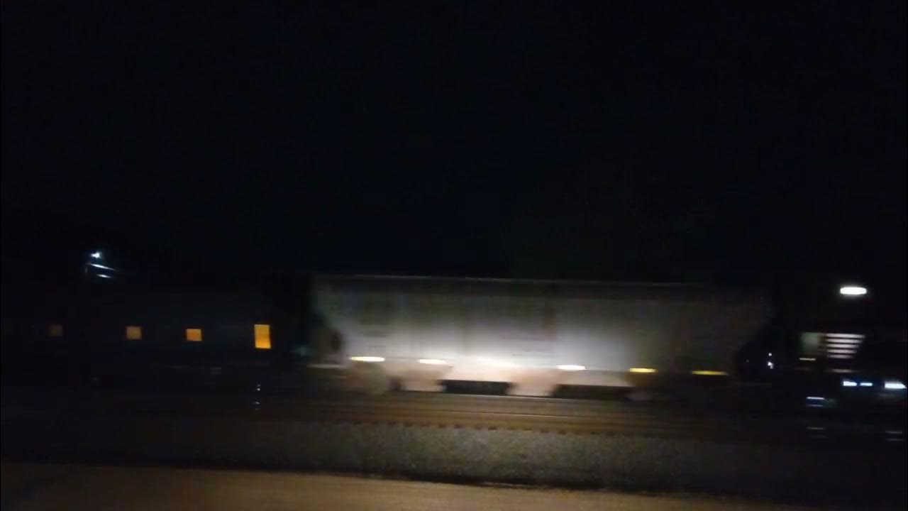 NS 4458 Leads W66 Through Lindale (11/25/23) - YouTube