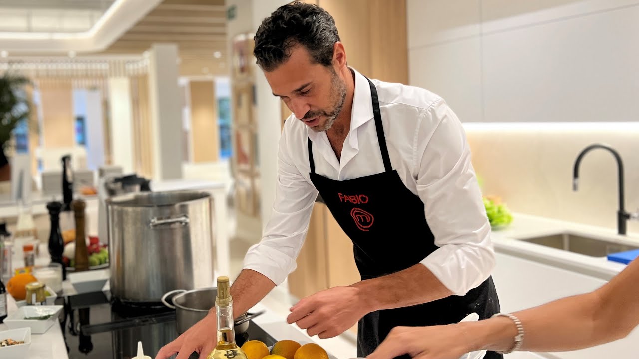 Showcooking de Fabio Masterchef en Flagship AEDAS Homes - YouTube