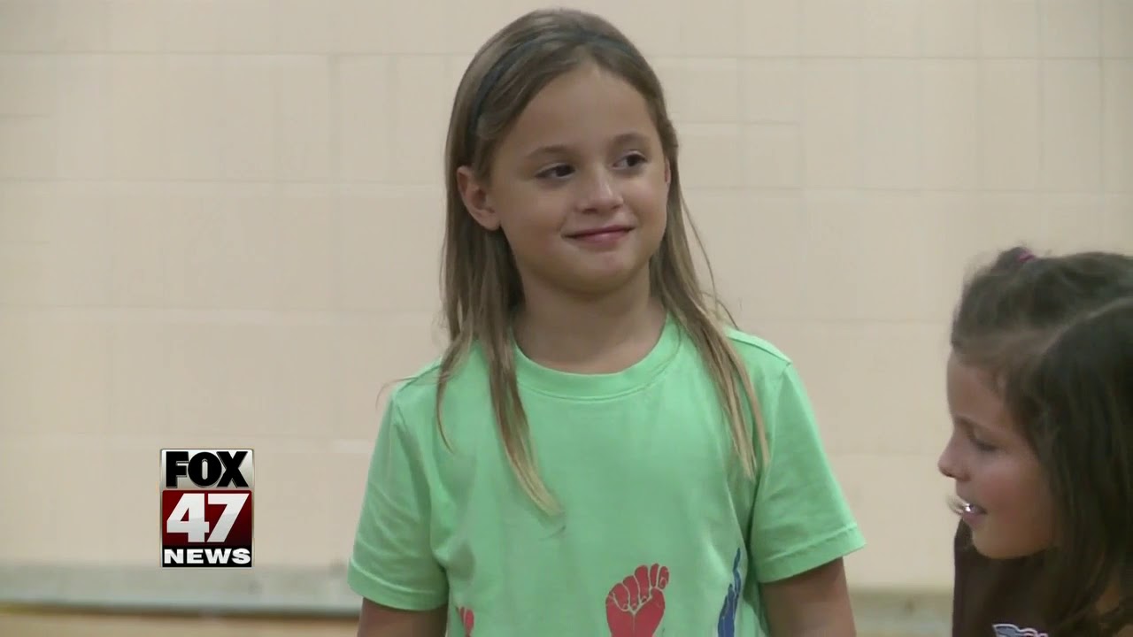 Girl Scouts learning sign language to better communicate with new ...