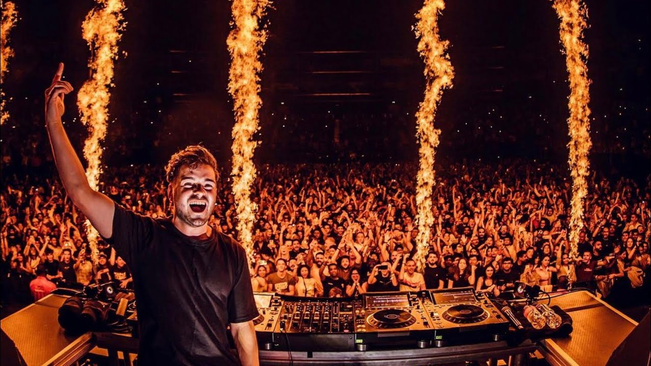 Martin Garrix Live @ Coca Cola Arena Dubai (30/12/2022) - YouTube